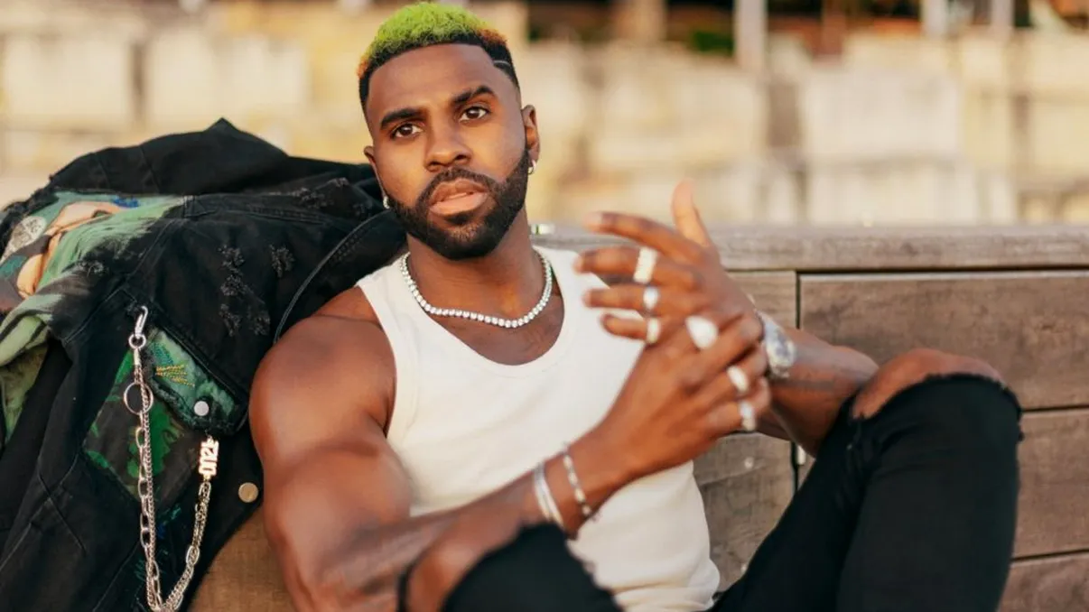 Singura româncă invitată la petrecerea lui Jason Derulo, uimită de casa ...