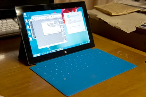 Si tableta Microsoft Surface e buna de jailbreak