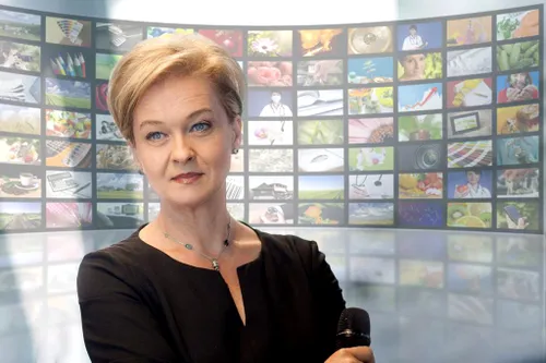 Ce s-a ales de Mona Nicolici de când a renunțat la televiziune acum 20 ...