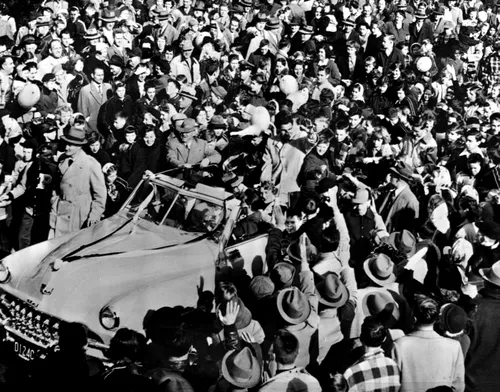 Rocky Marciano, singurul pugilist care nu a pierdut niciodată. S-a ...