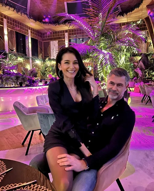 Cine este partenerul Ruxandrei Luca de la Neatza cu Răzvan și Dani. Au trei copii împreună ...